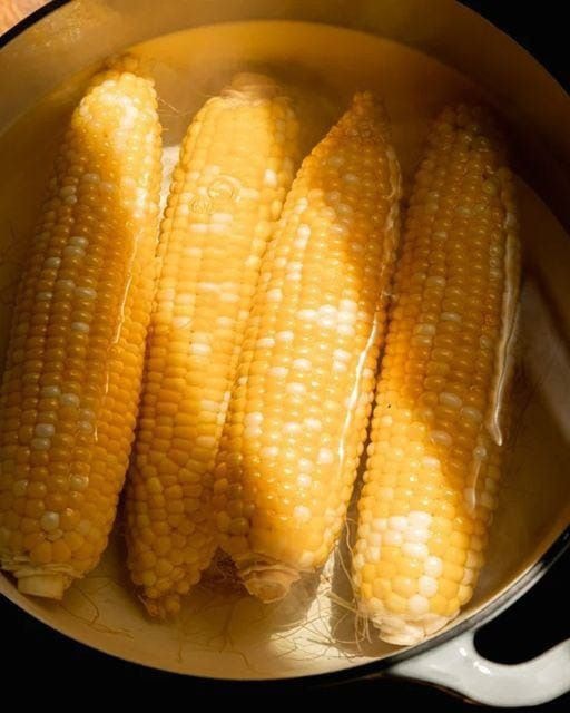 How Long Does It Take to Boil Corn on the Cob to Get Ideal Cooking ...