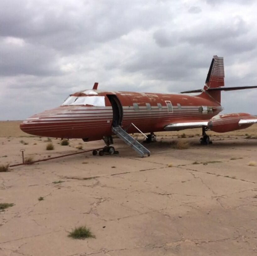 Elvis Presley’s 1962 private jet has finally been sold, and the ...